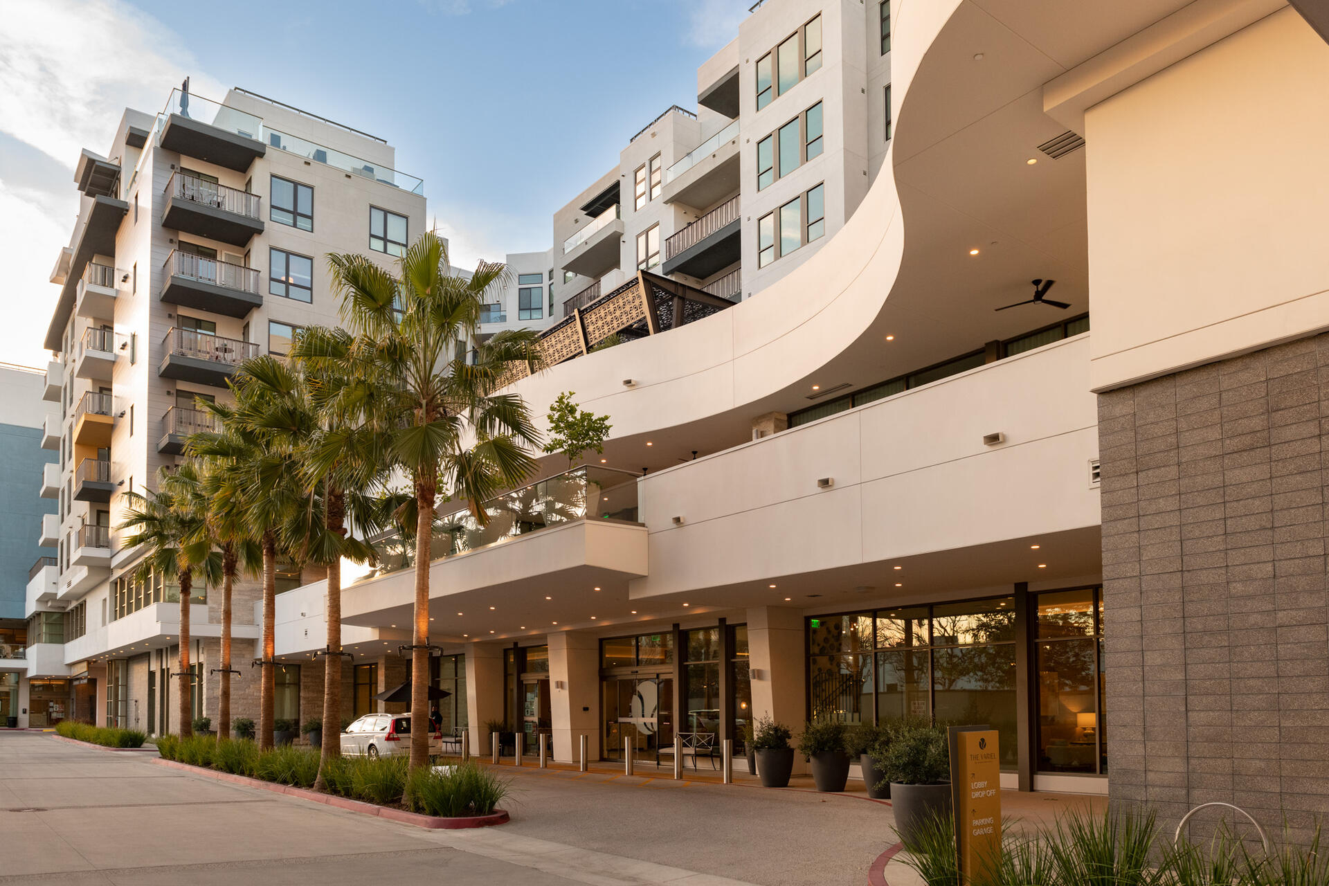 The Variel Of Woodland Hills